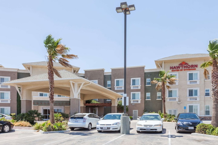 Hawthorn Suites By Wyndham Victorville - Victorville, CA