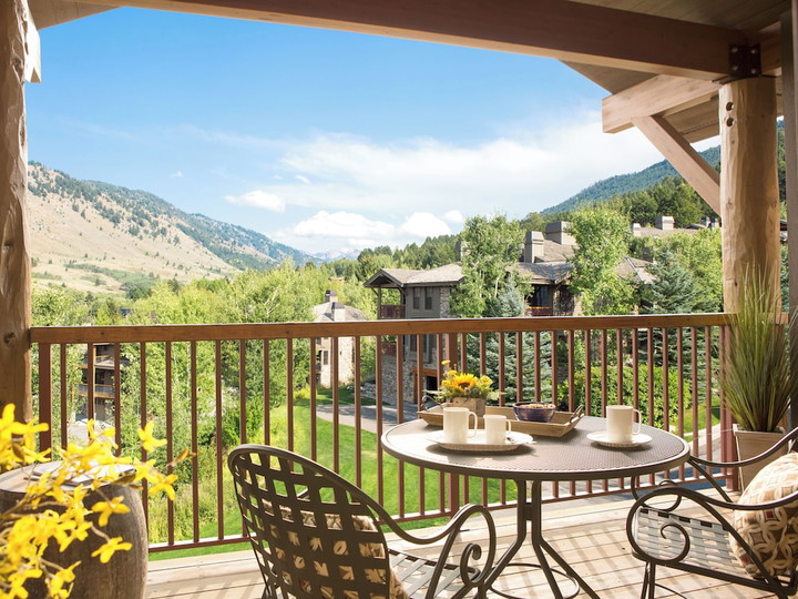Residences At Snow King - Jackson, WY