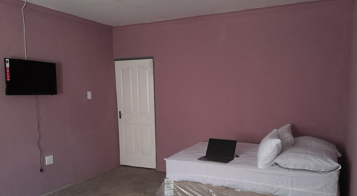 Odinburg Guest House - Soshanguve