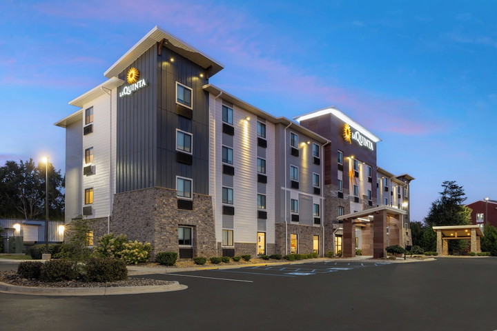 La Quinta Inn & Suites By Wyndham Greenville Woodruff Rd. - Piedmont, SC