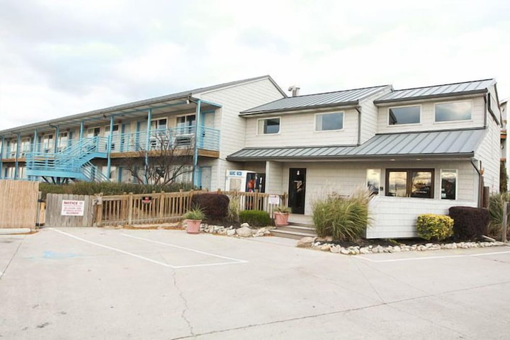 Beachfront Resort - Ohio