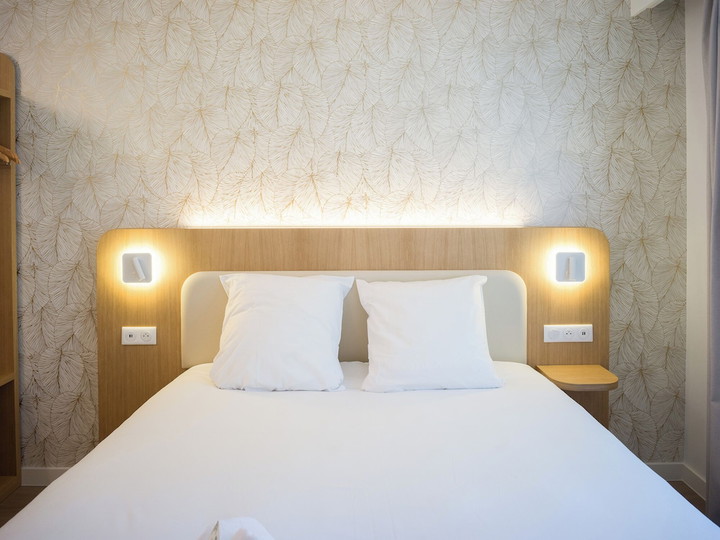 Brit Hotel Confort Roissy Saint-witz - Plailly