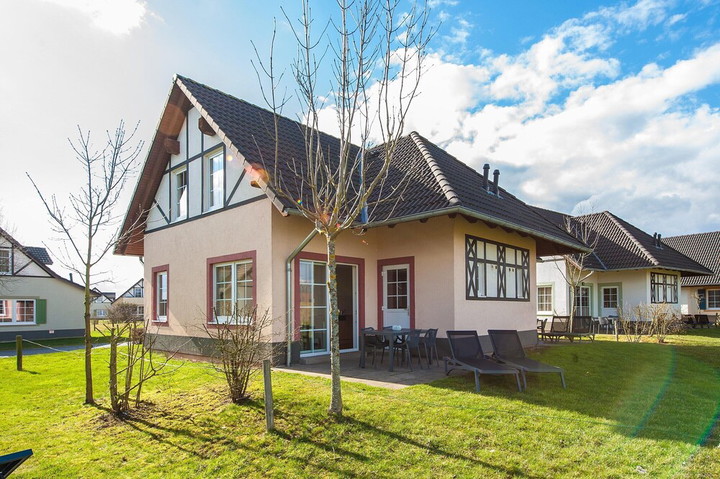 Restyled Villa With Washing Machine Near River Moselle - Cochem
