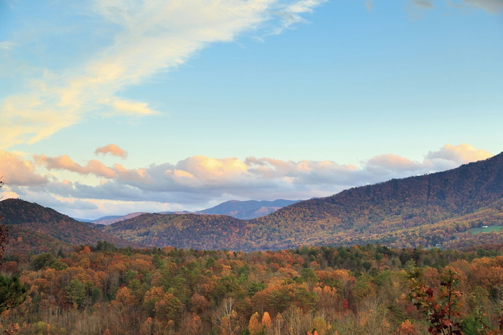 Laurel Valley Mountain Retreat - Townsend, TN