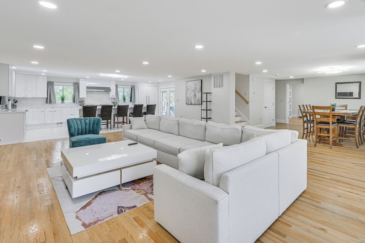 2 Mi To Nantasket Beach! Group Retreat W/ Patio - Boston, MA
