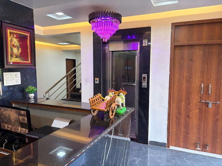 Shree Siddhivinyak Executive Lodging - Wai
