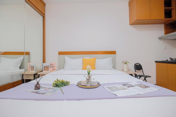 Standard Studio Room At Cinere Resort Apartment - Jakarta