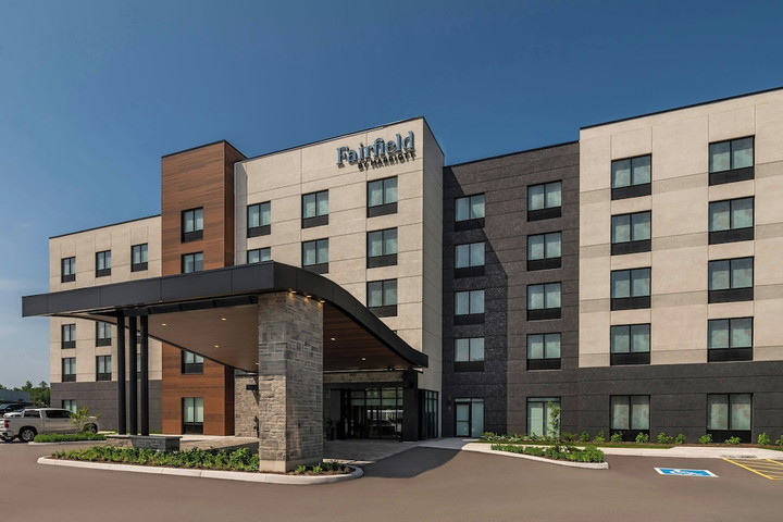 Fairfield Inn & Suites Gravenhurst Muskoka - Bracebridge