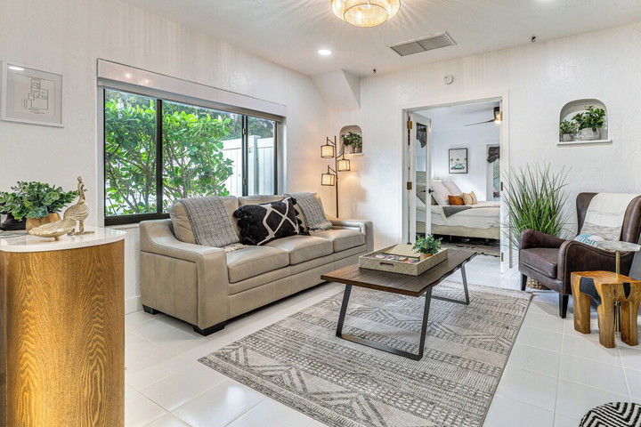 'The Peacock Bungalow' Near Fort Lauderdale Beach! - Fort Lauderdale