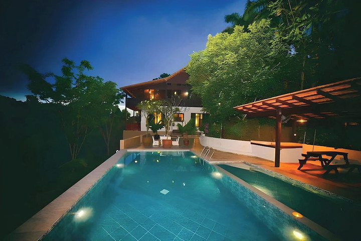 Deserenity Exclusive Jungle Resort Seremban - Pahang