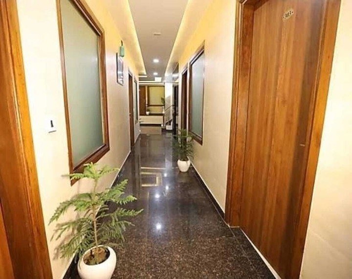 Lavit Hotel - Faridabad