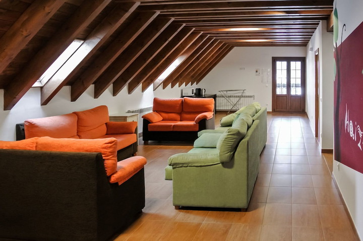 Hostal Y Albergue Haizea - Hostel - Pays basque français