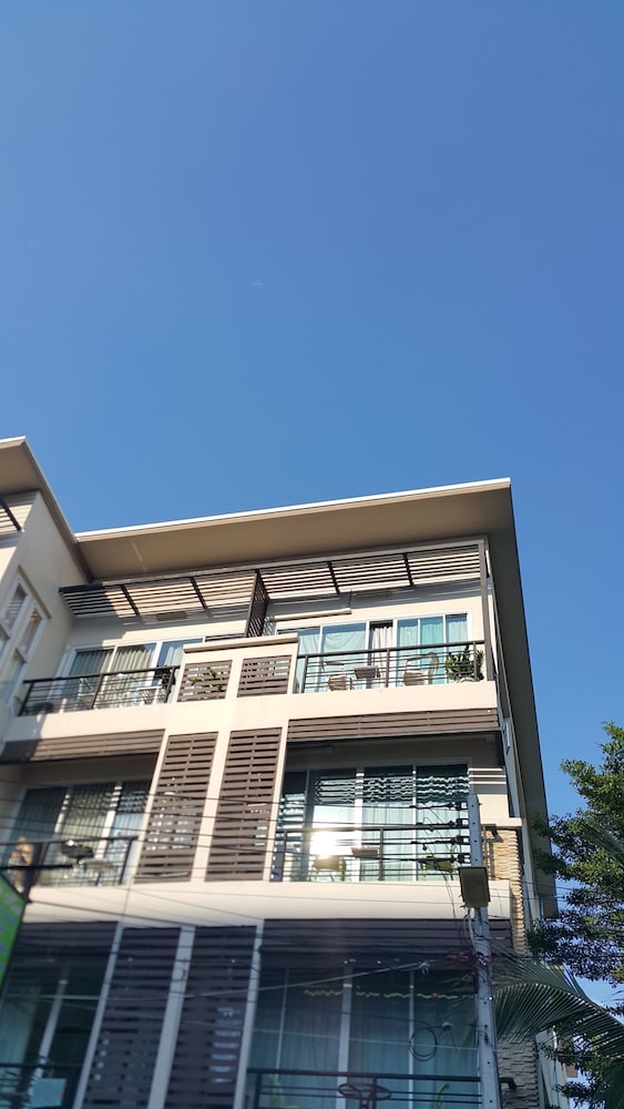 Admire House - Pattaya