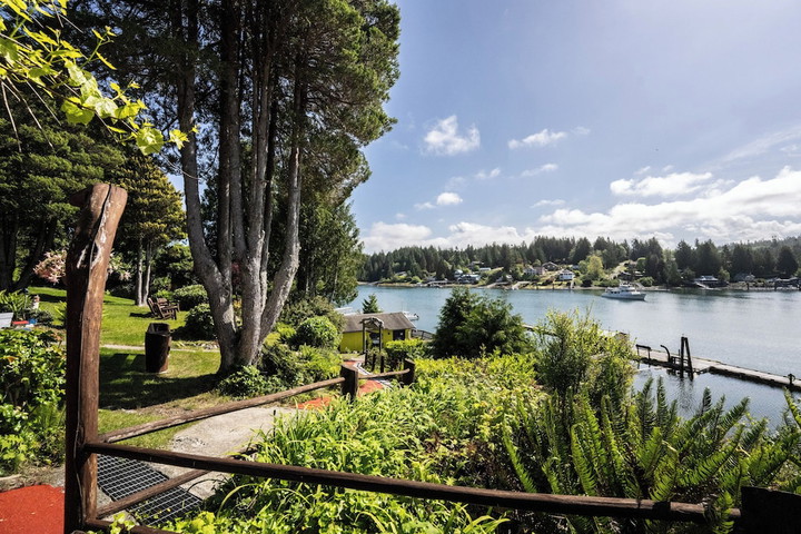 Woods End Landing - Vancouver Island