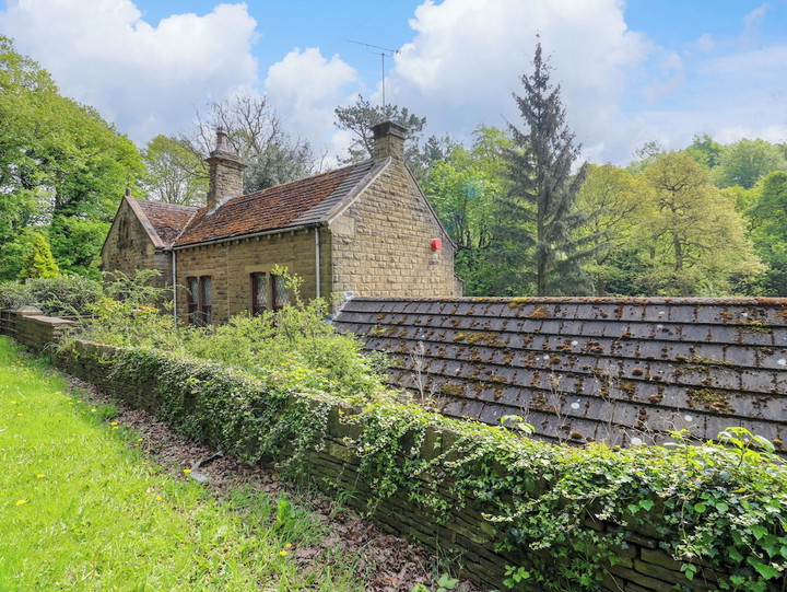 Highwood Lodge - West Yorkshire