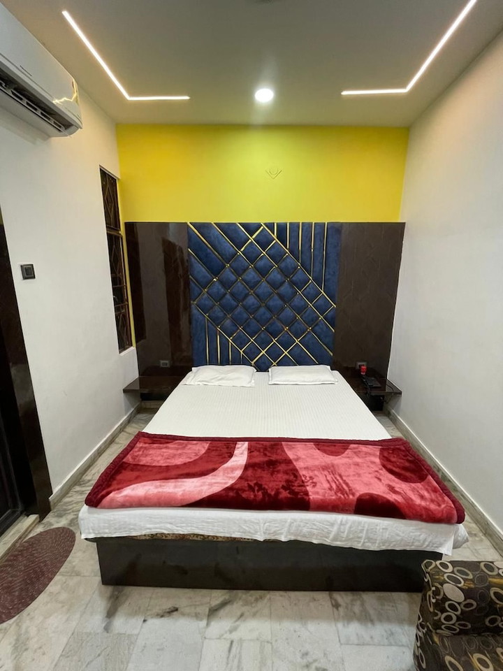 Hotel Roxy Dlx - Jharkhand
