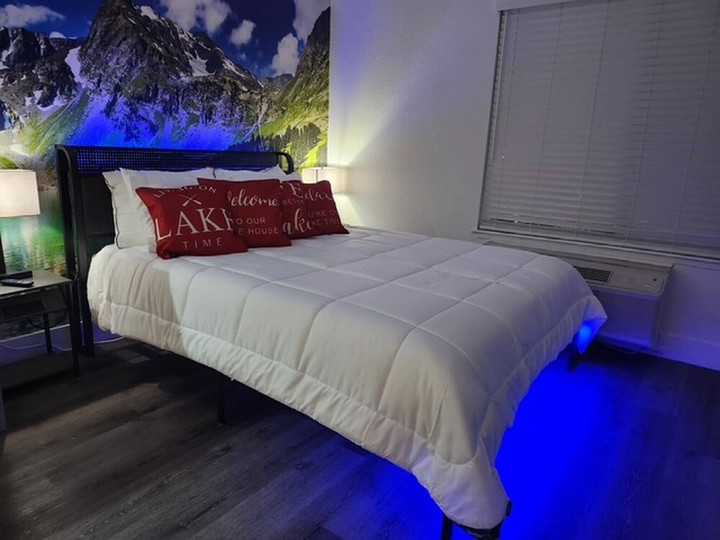 Near Airport, Hospital, Midtown, 58 Tv - Apt 255 - Reno, NV