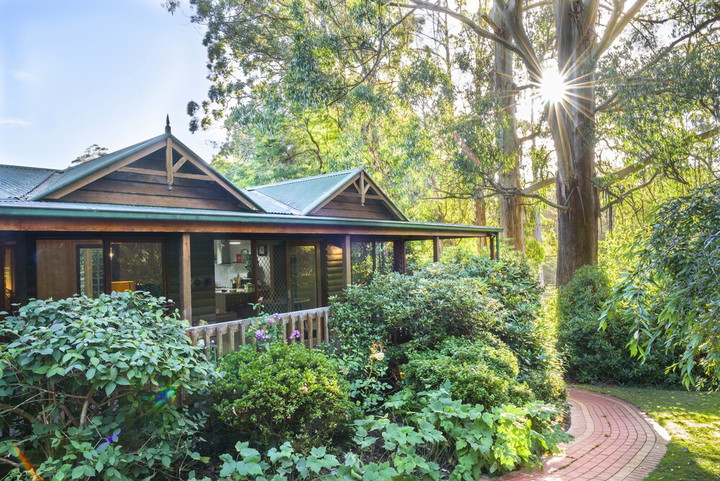 Botanica Retreat - Village Spa & Stay - Melbourne