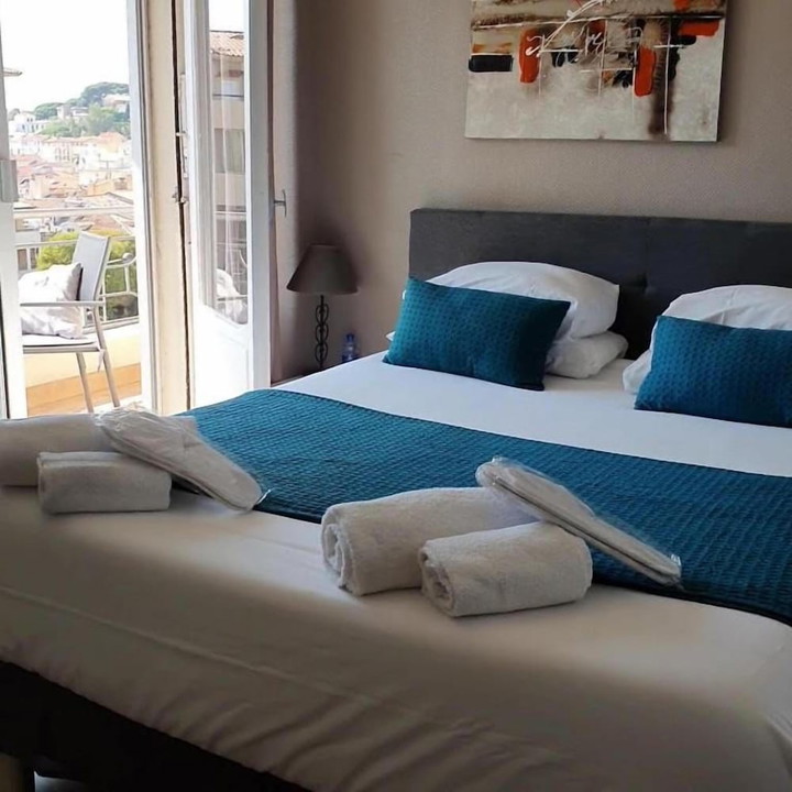Hôtel Le Petit Château - Cannes