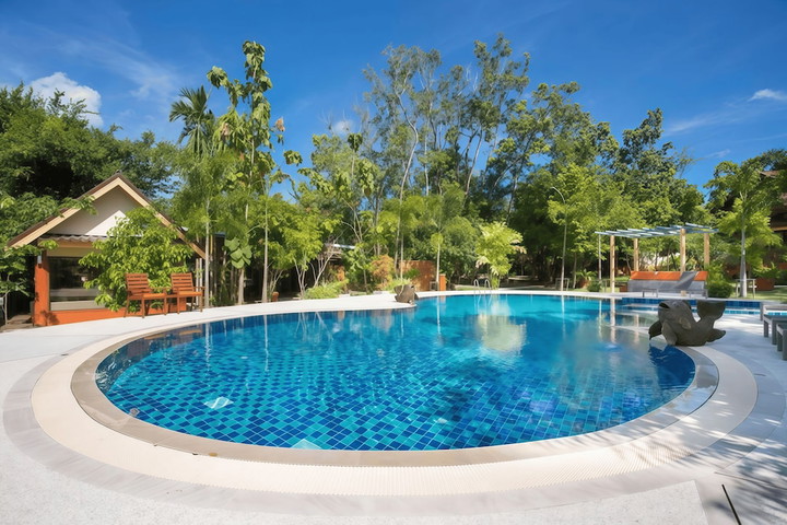 Oya International Resort Phuket - Phuket