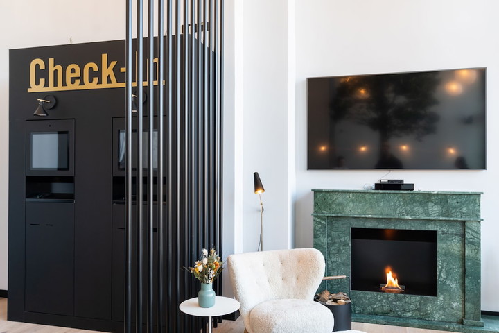 Black F Tower - Serviced Apartments - Fribourg-en-Brisgau