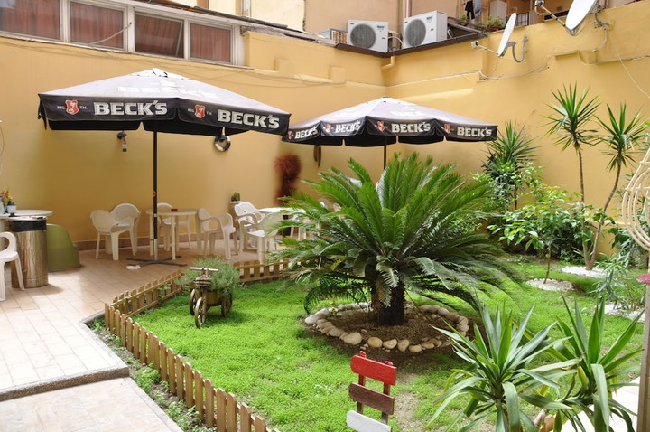 Freedom Traveller Hostel - Rome