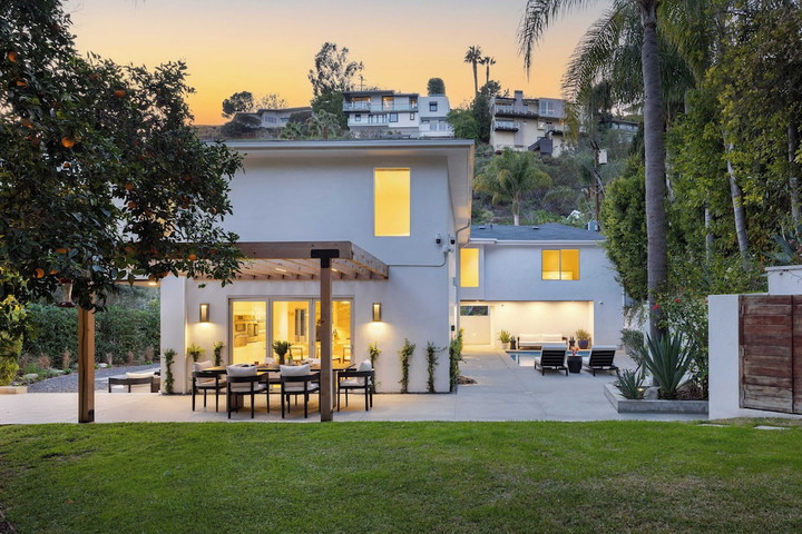 Luxury Hollywood Hills Home With Pool, Outdoor Dining & Iconic Views Skyline Chalet - Los Angeles