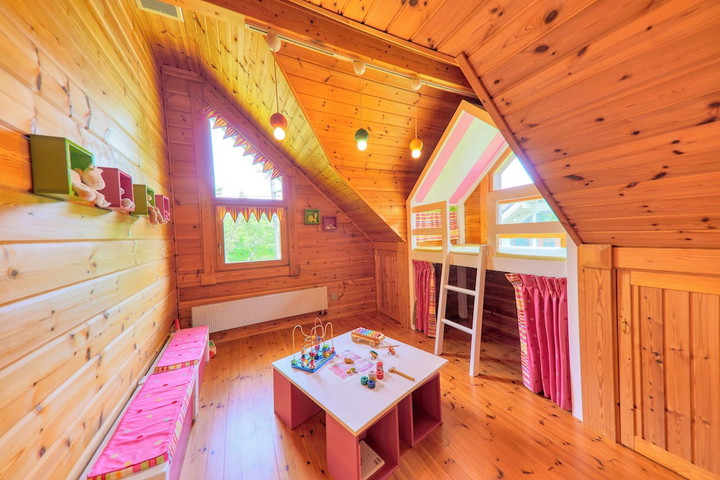 First Villa - Japan