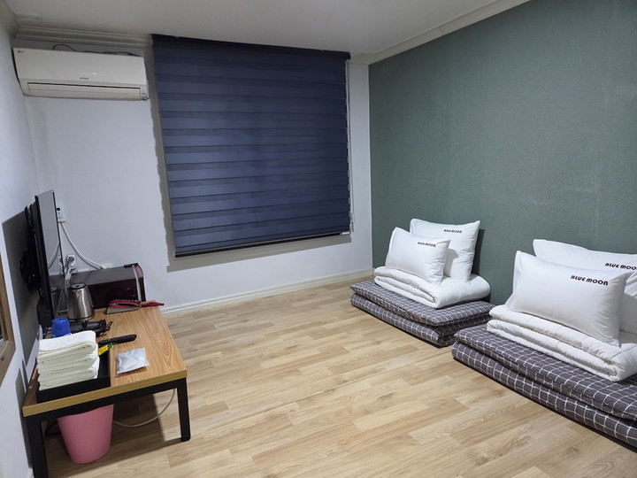 Gwangan Beach Blue Moon Motel - Busan