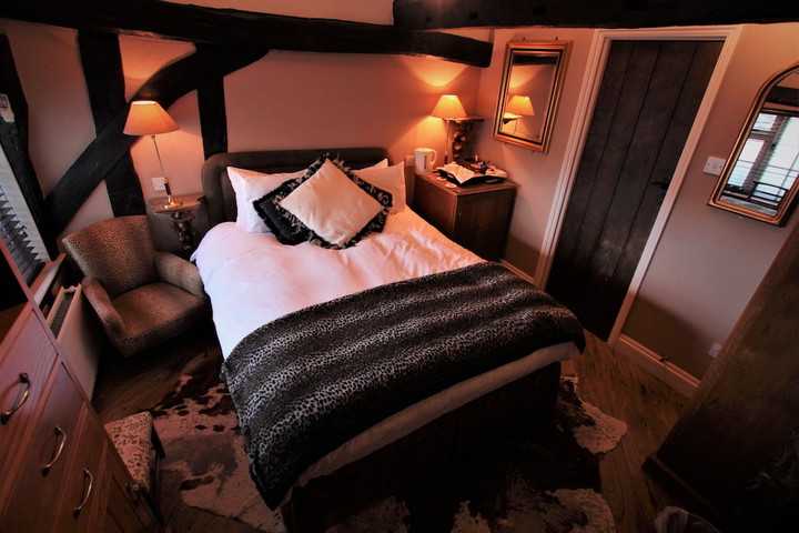 Drapers Hotel - Essex