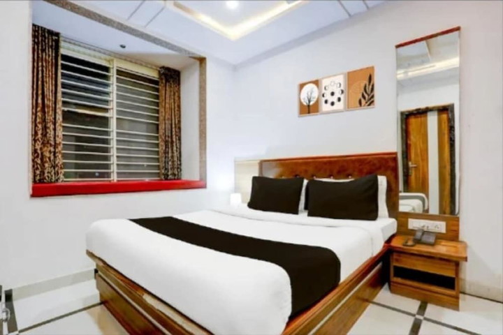 Hotel Mangal Niwas Udaipur - Udaipur
