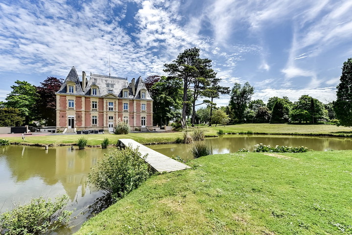 Château Côte De Nacre - Calvados