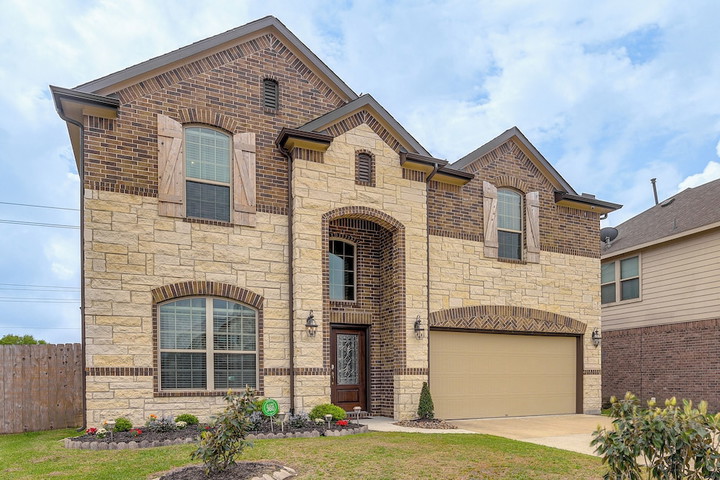 22 Mi To Dtwn Houston: Spacious Baytown Home! - Baytown, TX