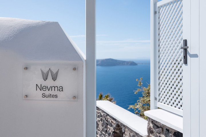 Nevma Suites - Santorini