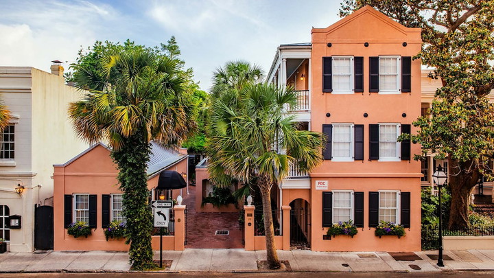 Elliott House Inn - Folly Beach, SC