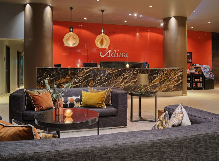 Adina Apartment Hotel Frankfurt Neue Oper - Frankfurt