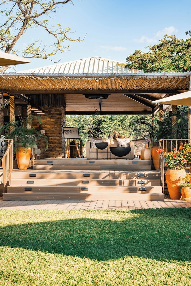 Insika Lodge - Victoria Falls
