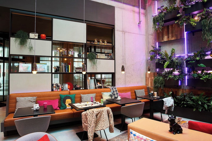 Moxy Brussels City Center - Ixelles
