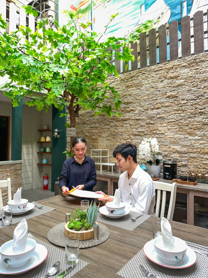 Lugano Arte Homestay - West Jakarta
