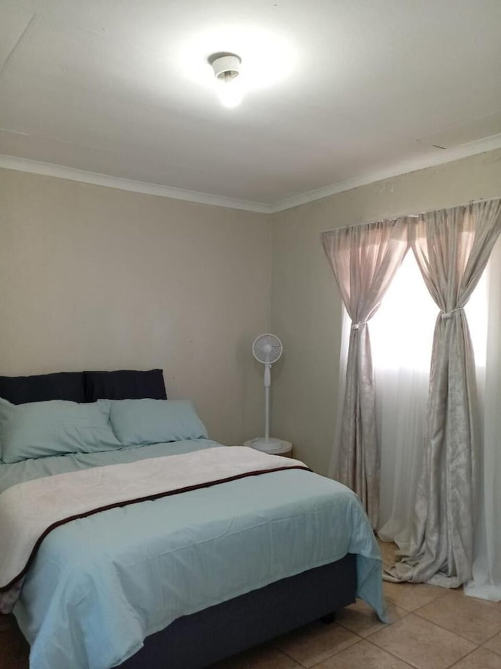 Zone 4 Motel And Spa - Polokwane