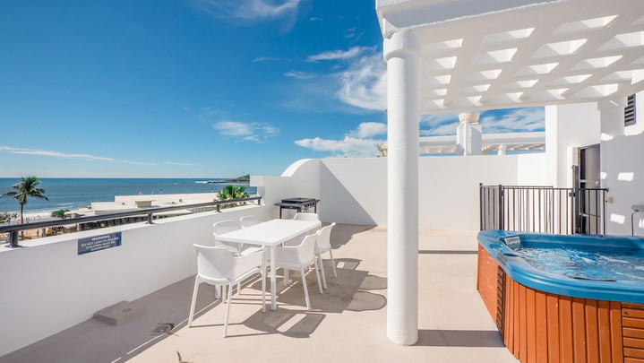 Aegean Apartments - Mooloolaba
