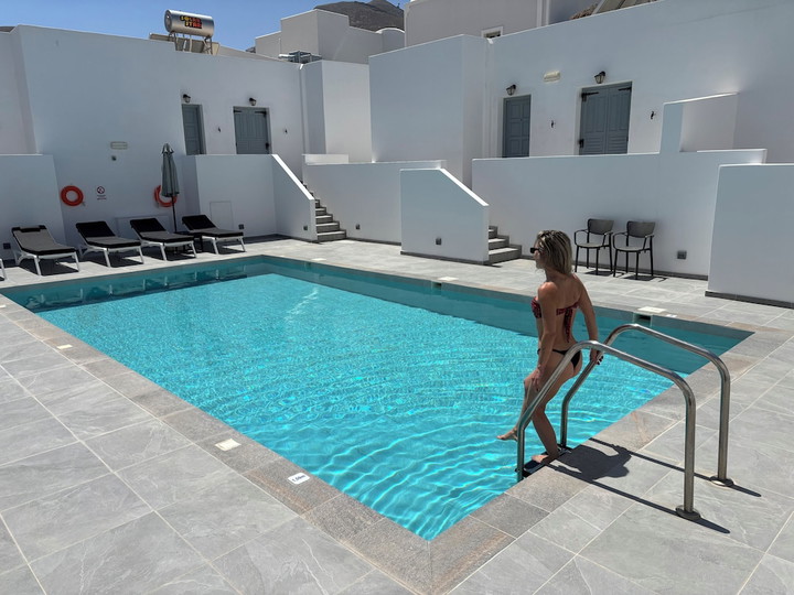 Tarelis Beach Apartments & Studios - Santorini