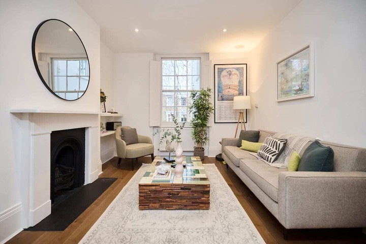 The Chelsea Classic - Splendid 3bdr House With Terrace - Londra