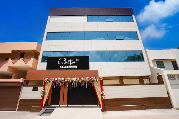 Deluxe Aarunya Residency And Banquets - Patna