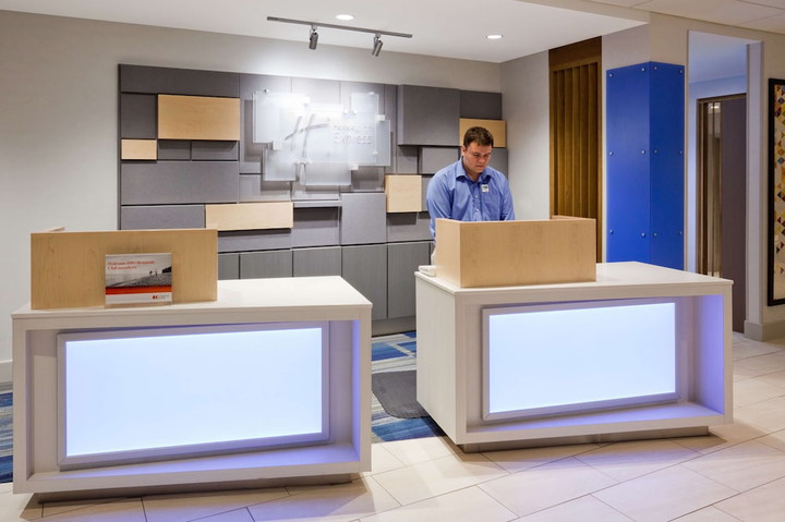 Holiday Inn Express & Suites Austin Airport East By Ihg - Austin