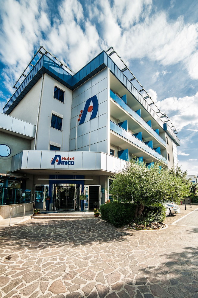 Hotel Amico - Montesilvano