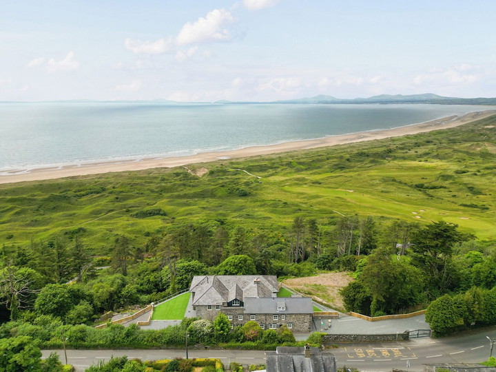 Valerian Lodge - Harlech