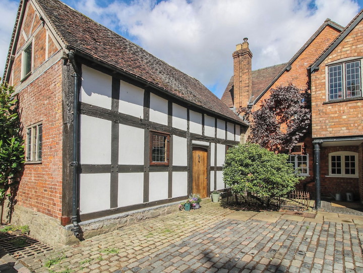 Courtyard Cottage - Church Stretton