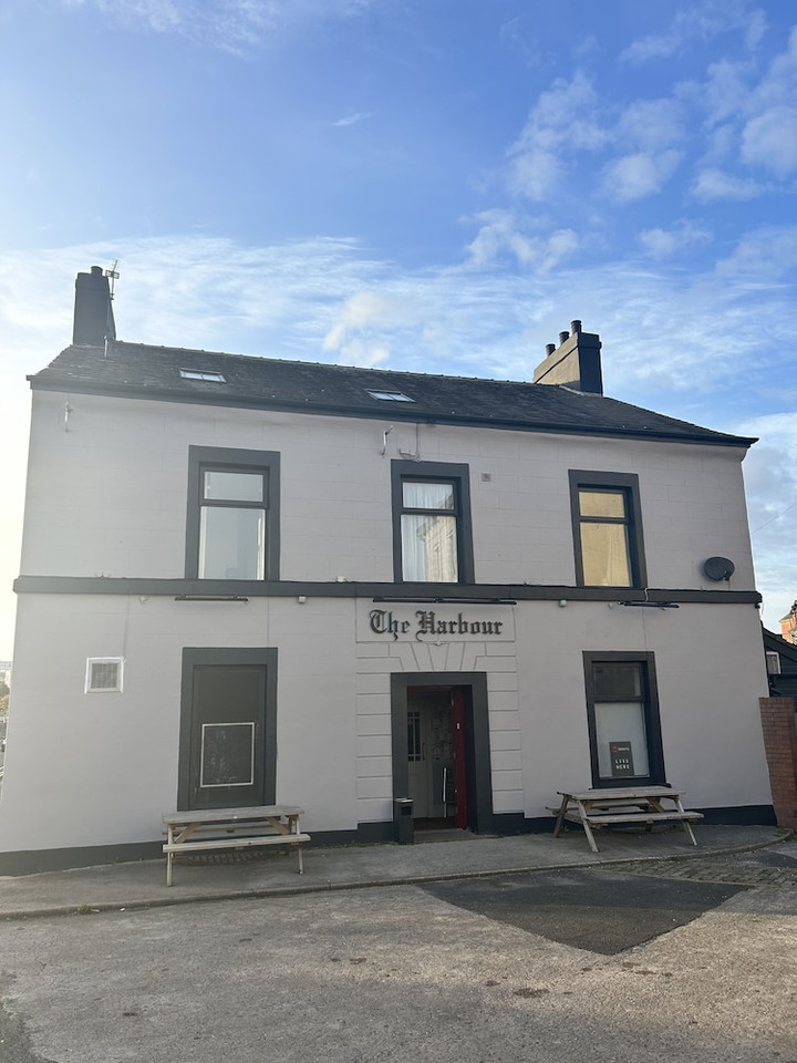 The Harbour Inn - Barrow-in-Furness