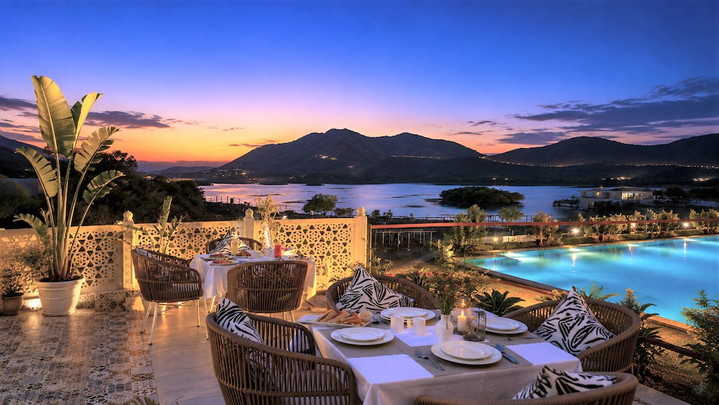 The Classic Crown Udaipur - A Luxury Hotel By Lake Pichola - Udaipur